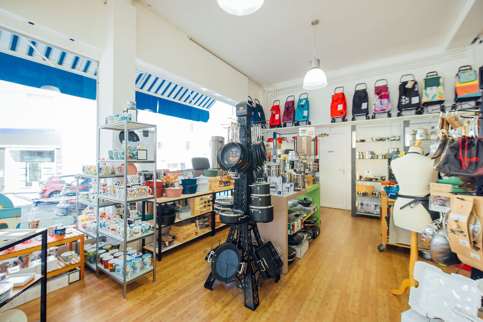Juglas - Culinaire, Art de la table, Coutellerie, Cuisson- Royan Shopping